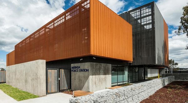 Lovell demands Mernda station returns to opening 24/7